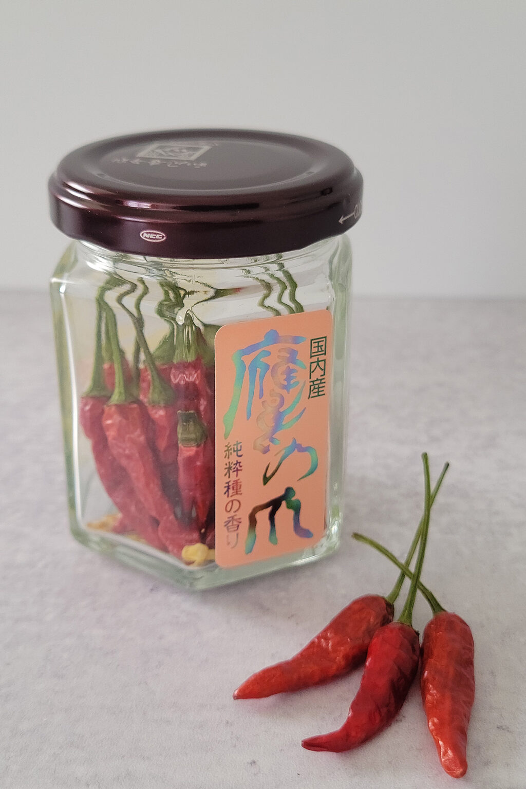 Takanotsume (Dried Hawk Claw Chili Peppers) - Plant-Based Matters